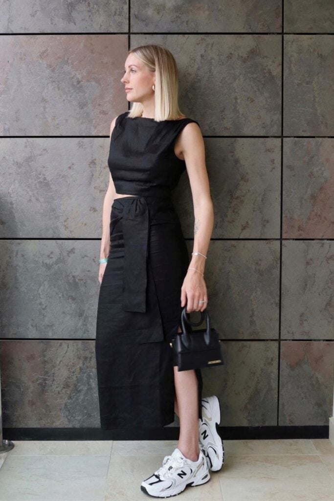 22 Chic All Black Outfits That Will Make You Look Effortlessly Stylish