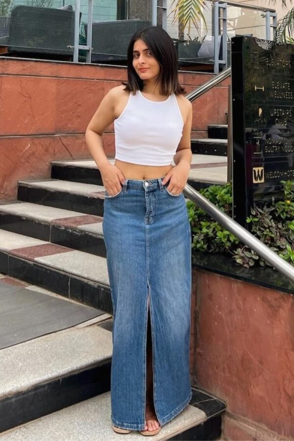 28 Stylish Denim Skirt Outfit Ideas You'll Want to Try ASAP