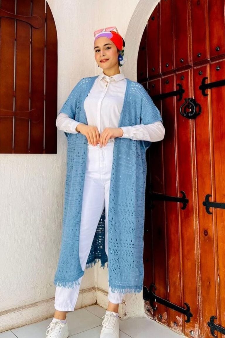 How to Style a Long Cardigan: 14 Chic Outfit Ideas You'll Love