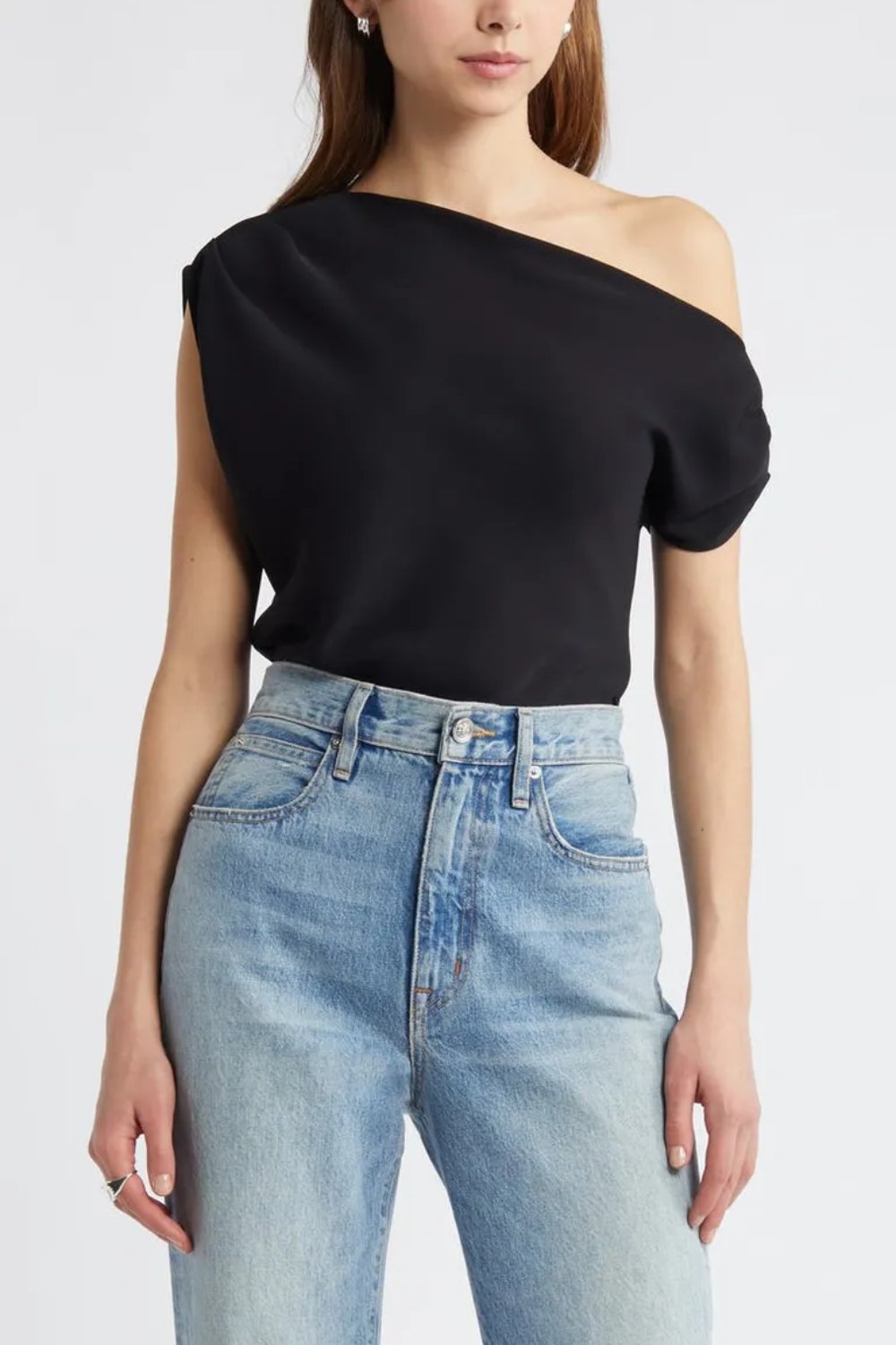 19 Cute & Trendy Tops for Summer That You'll Love