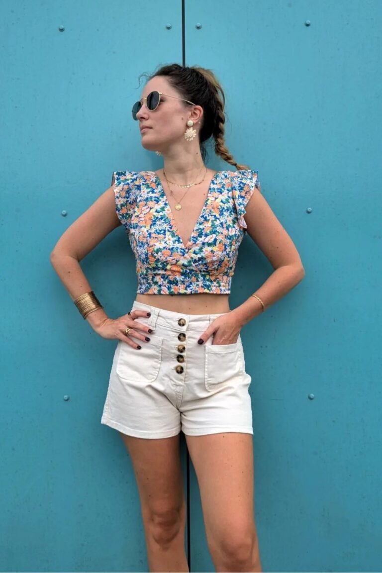19 Cute & Trendy Tops for Summer That You'll Love