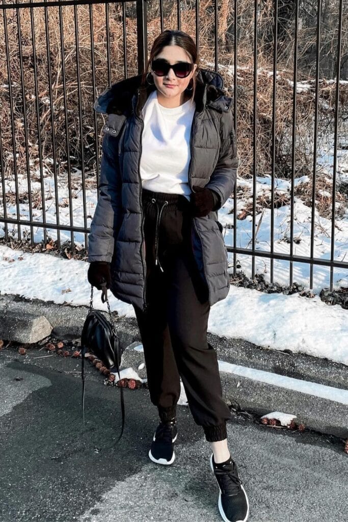 19 Trendy Puffer Jacket Outfits That'll Keep You Warm and Stylish