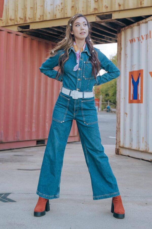 70s Outfit Ideas to Channel Your Inner Retro Queen