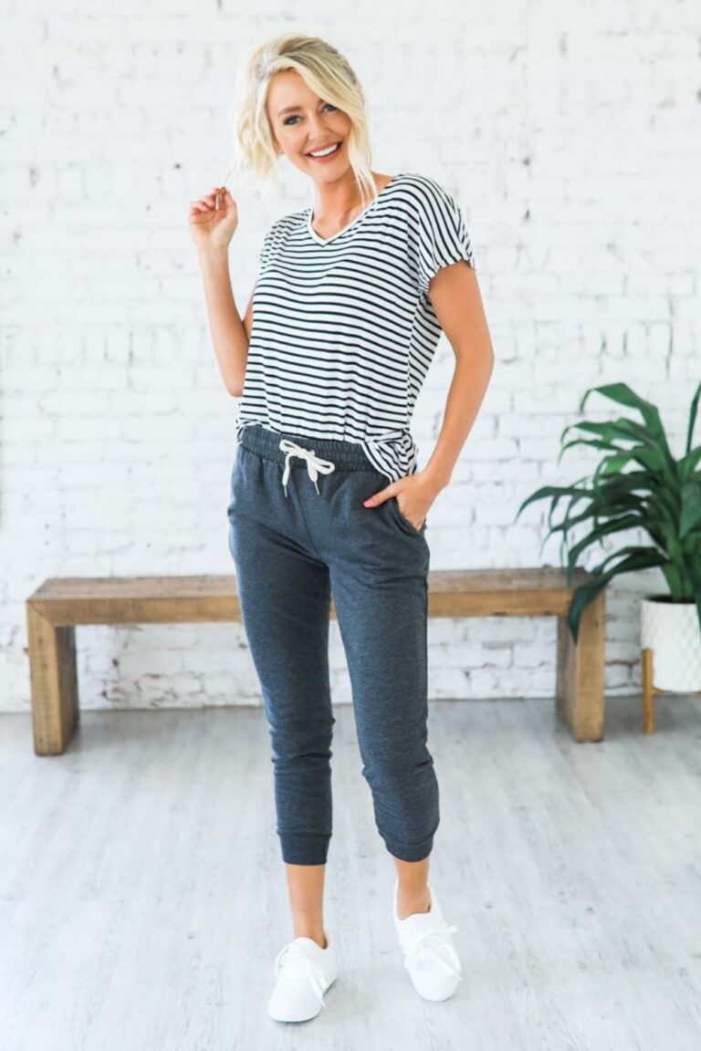 What to Wear with Joggers: 18 Stylish Outfit Ideas You'll Love