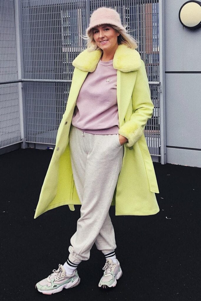 What to Wear with Joggers: 18 Stylish Outfit Ideas You'll Love
