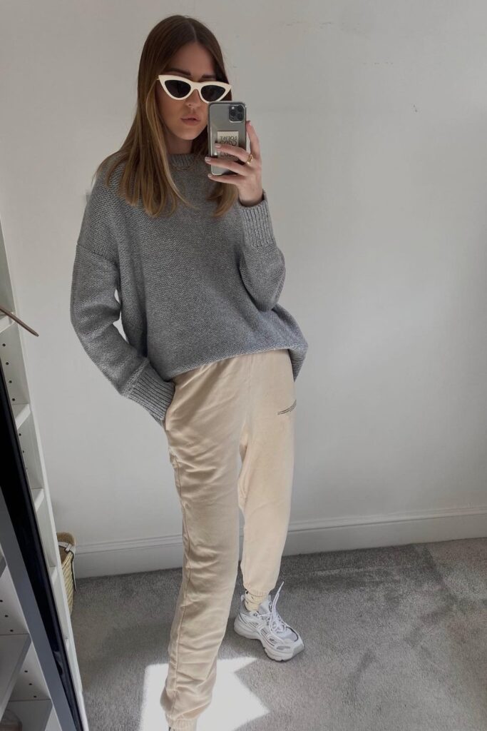 What to Wear with Joggers: 18 Stylish Outfit Ideas You'll Love