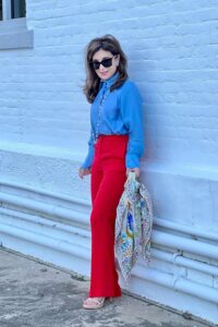 19 Stylish Red Pants Outfit Ideas