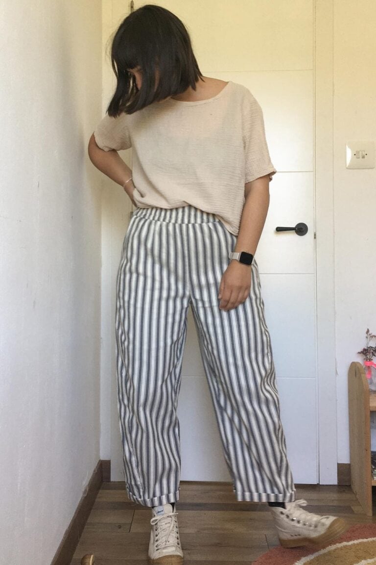 17 Trendy Striped Pants Outfits That Will Elevate Your Style