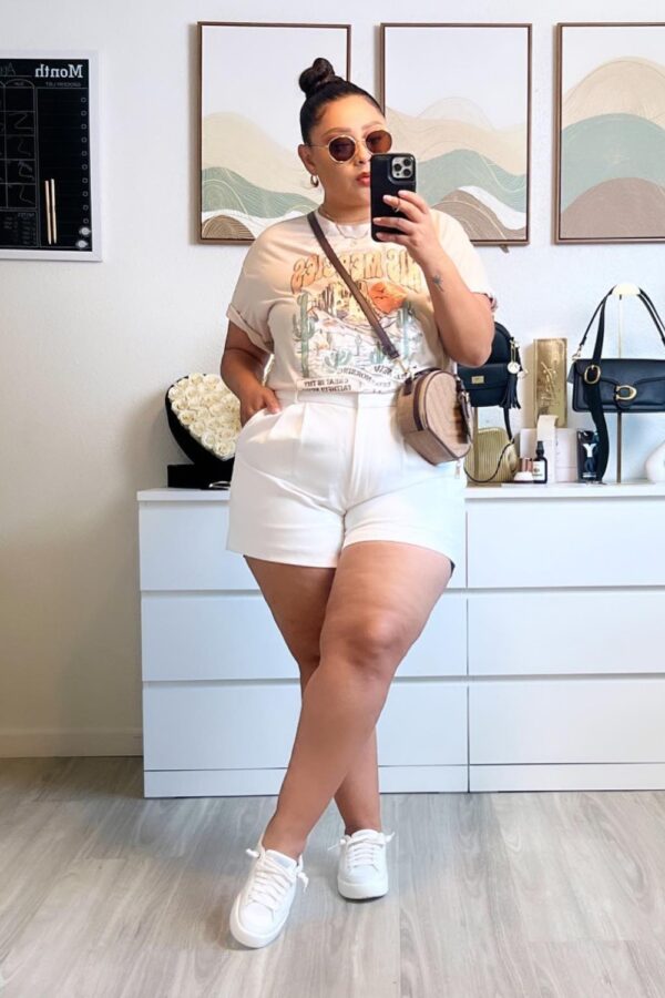 22 Stylish White Shorts Outfit Ideas You'll Love This Summer