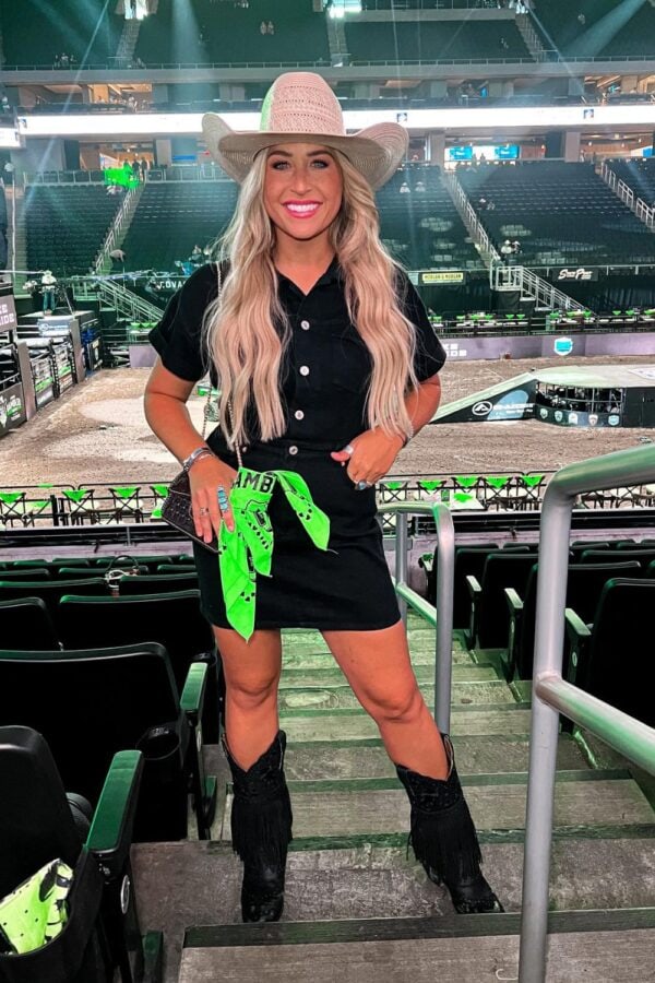 20 Best Rodeo Outfit Ideas to Look Stylish and Western