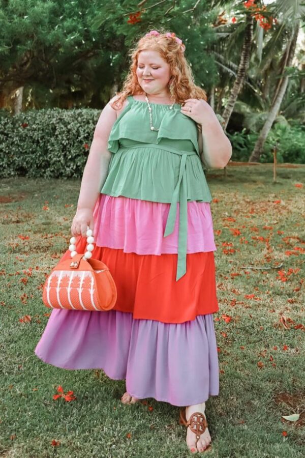 30 Chic Hawaii Outfit Ideas to Rock Your Tropical Getaway