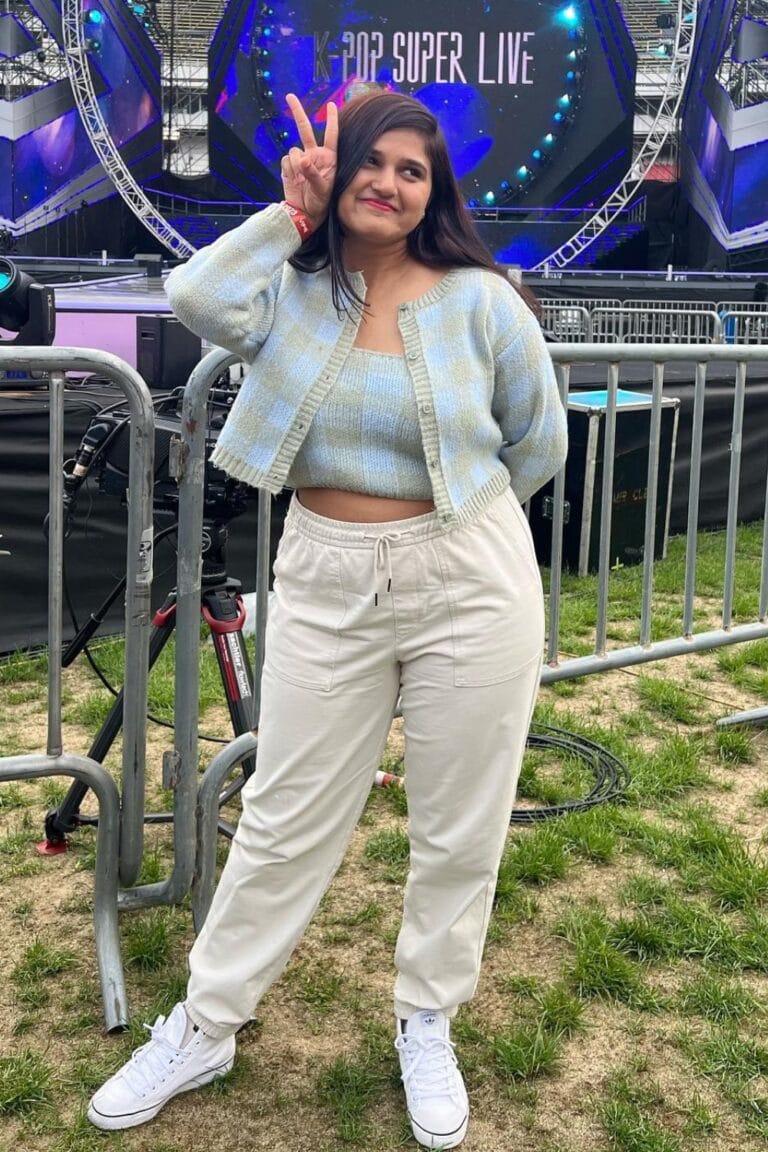 19 Best K-pop Concert Outfits That'll Make You Stand Out From The Crowd