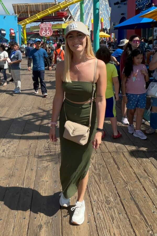 What to Wear in Los Angeles: 25 Chic Outfit Ideas for LA Weather