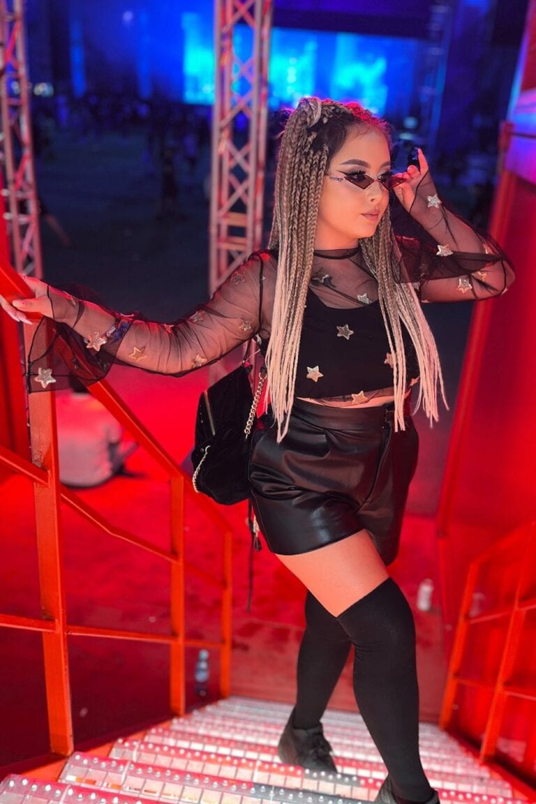 15 Best EDM Concert Outfit Ideas to Look Cool and Stylish