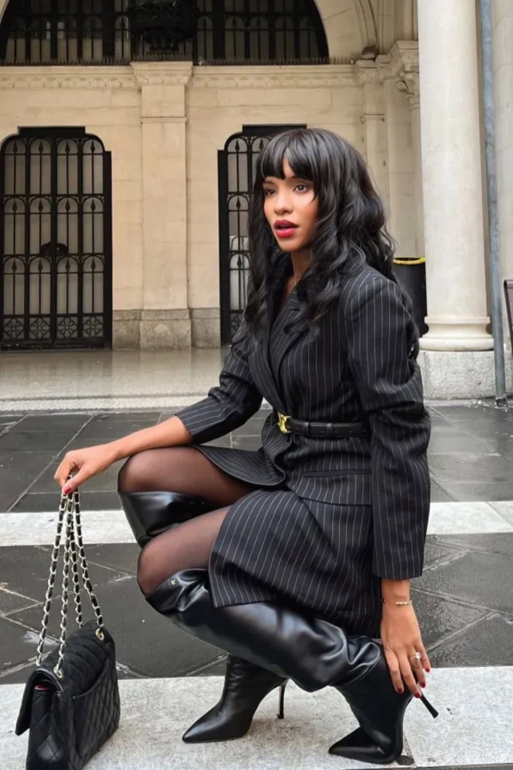 20 Dark Academia Outfits for Your Inner Scholar