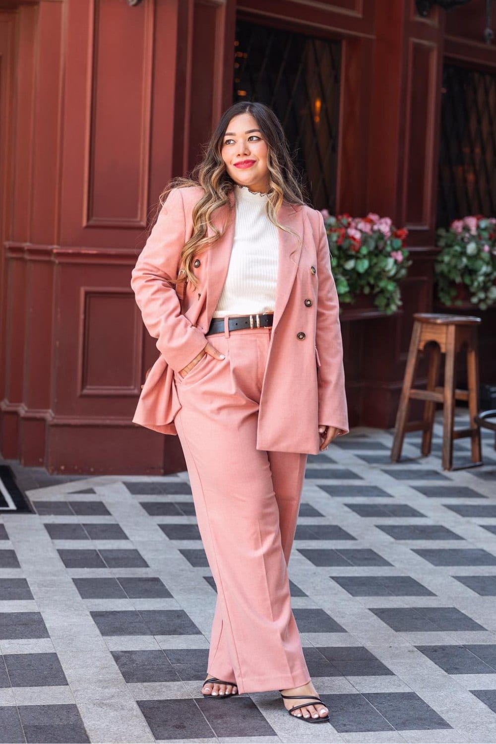18 Pink Blazer Outfit Ideas That'll Make You Look Effortlessly Chic