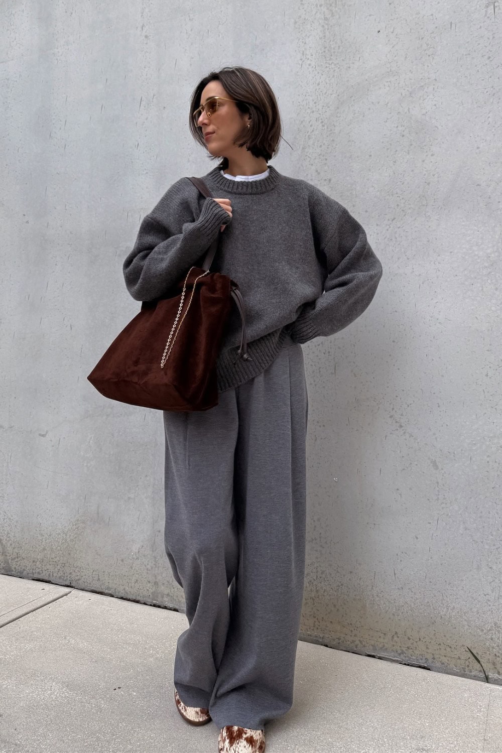 20 Cozy and Chic Sweater Outfit Ideas You'll Want to Wear All Season Long
