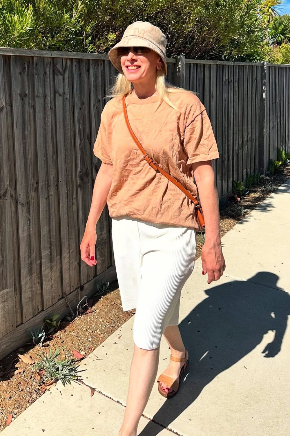 24 Amazing Bermuda Shorts Outfits