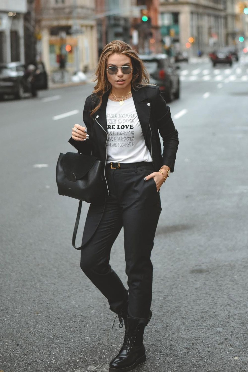 18 Stylish Combat Boot Outfits for Every Occasion