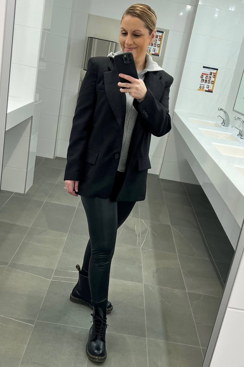 18 Edgy and Stylish Doc Martens Outfit Ideas