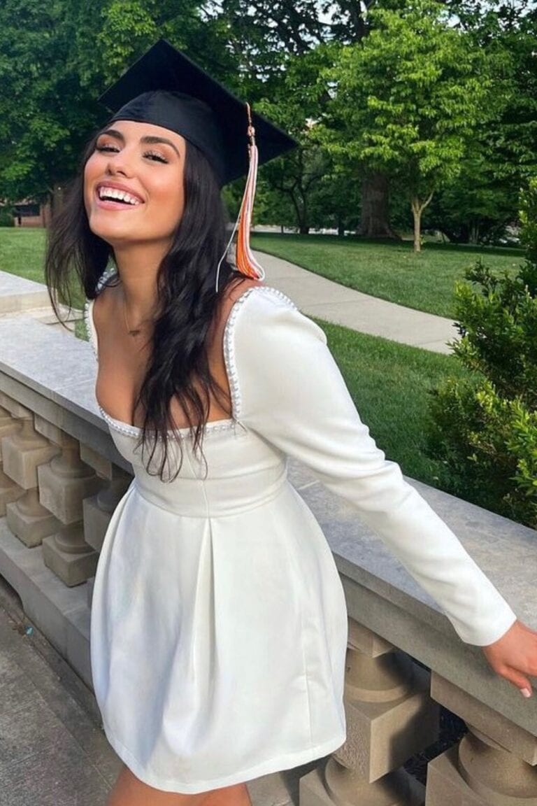 14 Stunning Graduation Outfit Ideas to Make Your Big Day Unforgettable