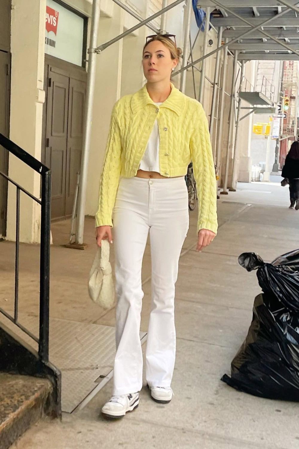 19 Stylish New Balance Outfit Ideas for Every Occasion