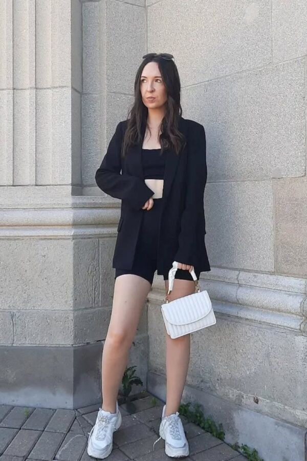 20 Cute Biker Short Outfits for Every Occasion