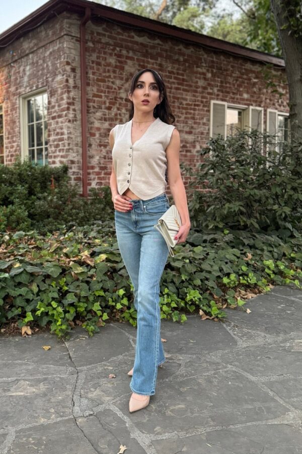 21 Stylish Bootcut Jeans Outfit Ideas for Every Season