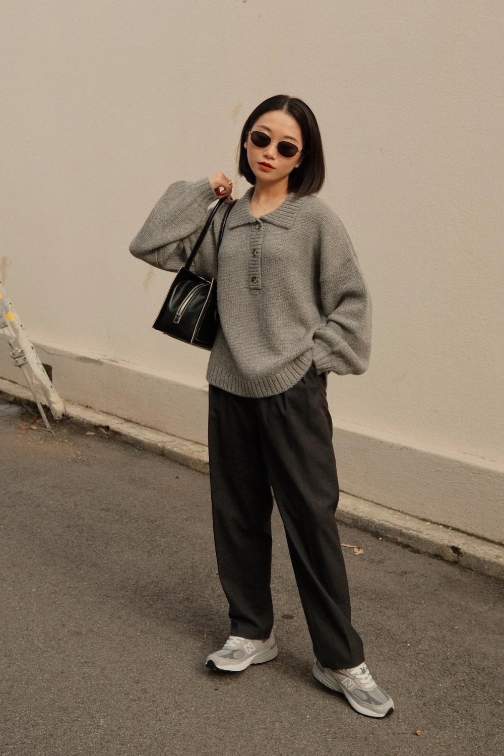 What To Wear With Black Sweatpants: 18 Chic Outfit Ideas