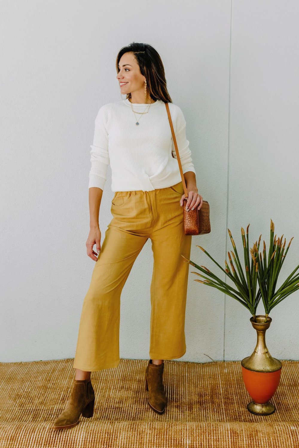 16 Chic Chinos Outfit Ideas to Elevate Your Style