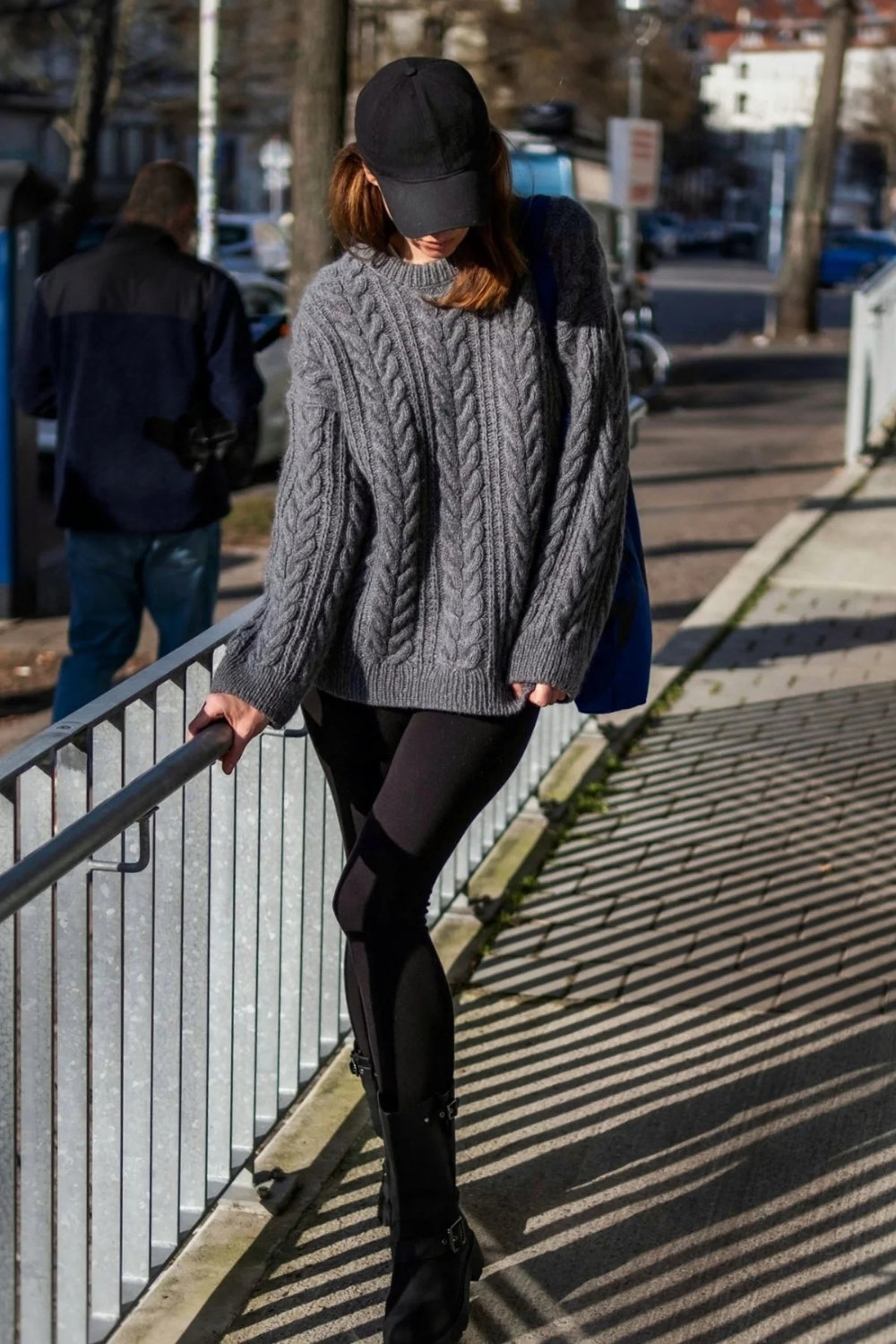 22 Chic Knitted Sweater Outfit Ideas