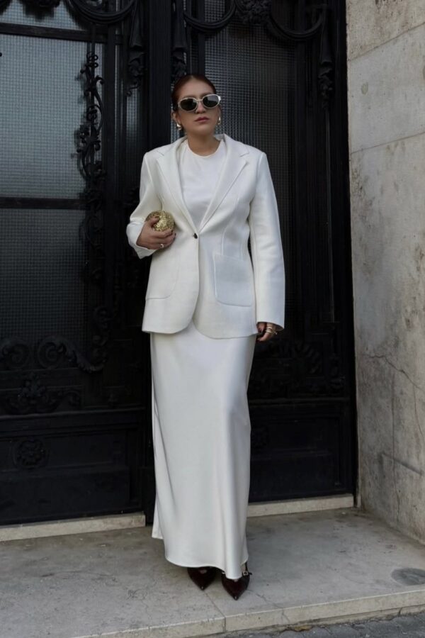 27 Chic Monochromatic Outfit Ideas to Elevate Your Style