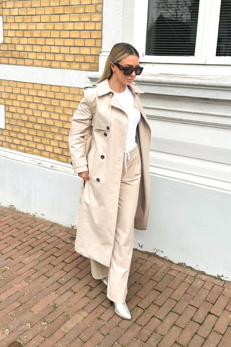 22 Stylish Trench Coat Outfit Ideas You’ll Love