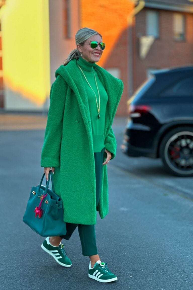 22 Stylish Trench Coat Outfit Ideas You’ll Love