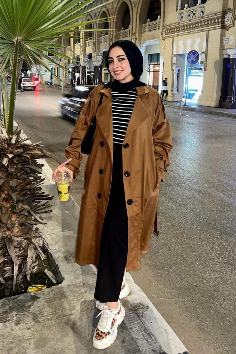 22 Stylish Trench Coat Outfit Ideas You’ll Love