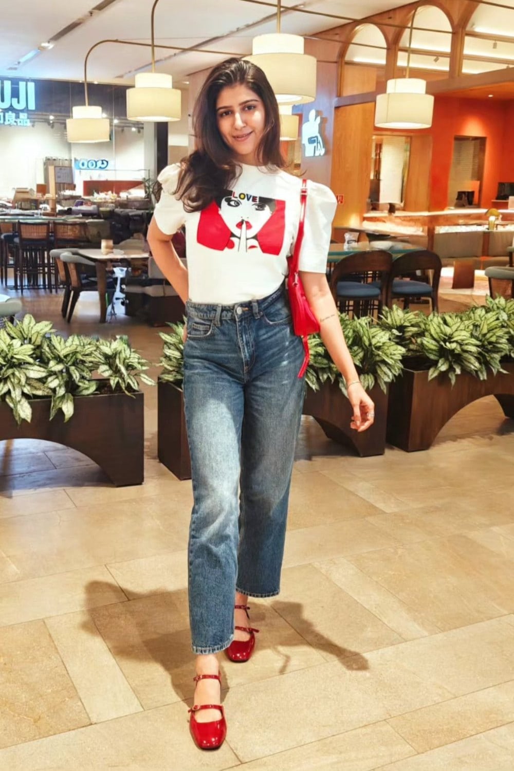 20 Stylish First Date Outfits That Will Make A Lasting Impression