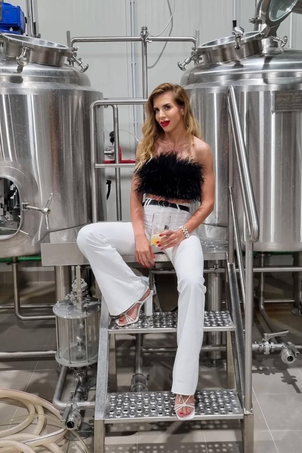 20 Stylish Brewery Outfit Ideas for Your Next Hoppy Adventure