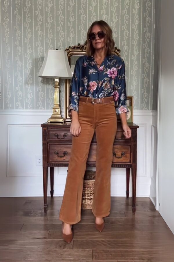 18 Cool Corduroy Pants Outfits to Copy Right Now