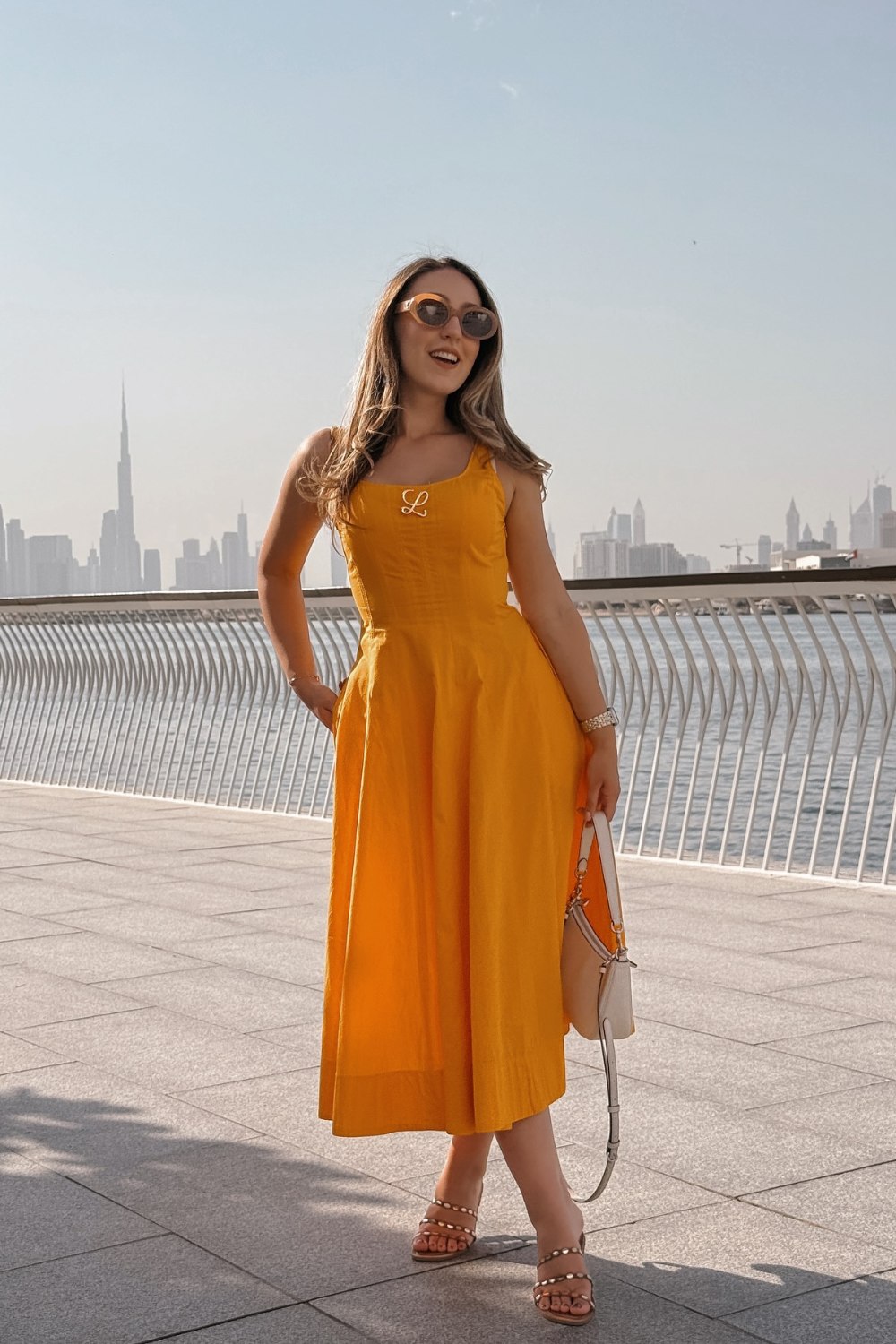 What to Wear in Dubai: 25 Stylish Dubai Outfit Ideas