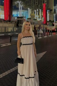 What to Wear in Dubai: 25 Stylish Dubai Outfit Ideas