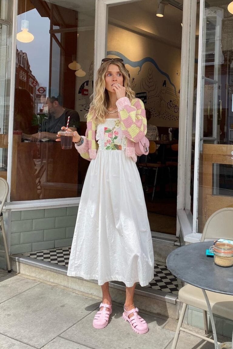 19 Enchanting Folklore Outfit Ideas Inspired by Taylor Swift