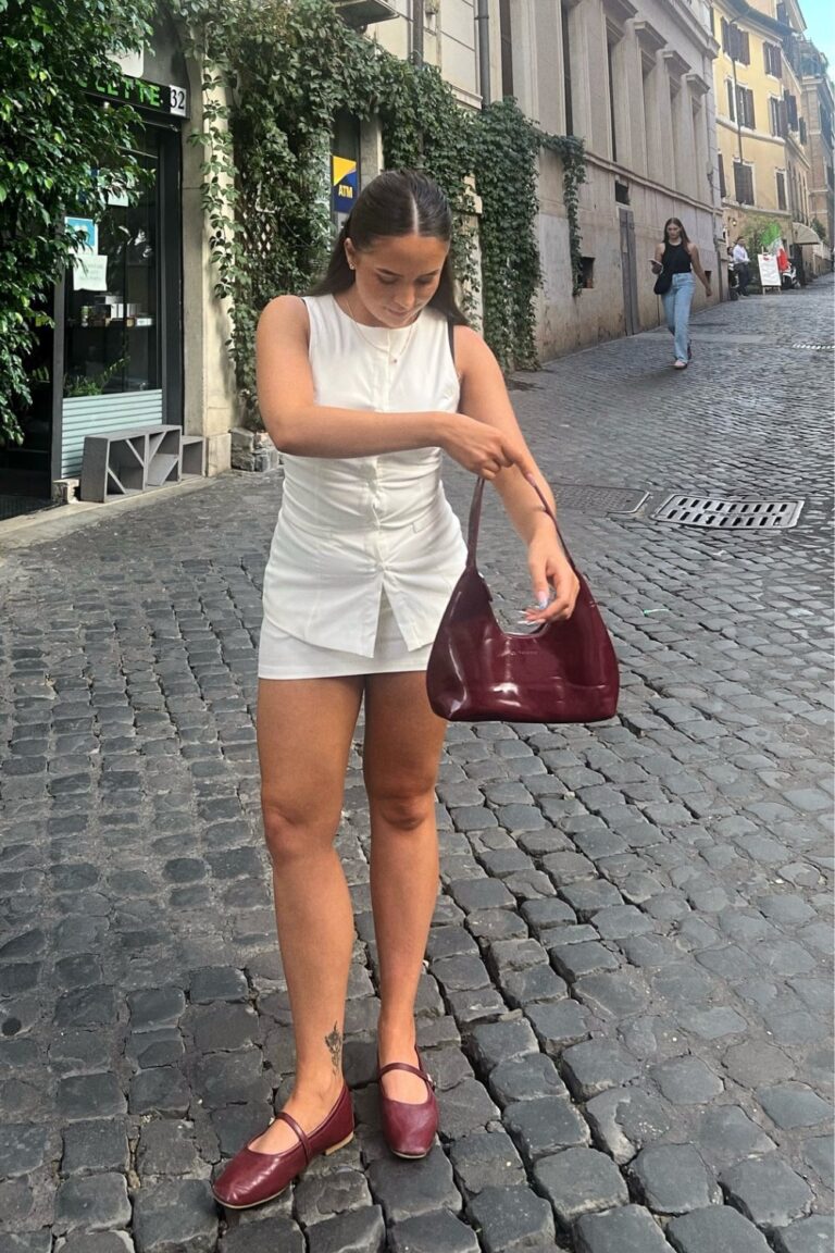 What To Wear In Italy: 24 Outfits To Help You Blend In Like a Local
